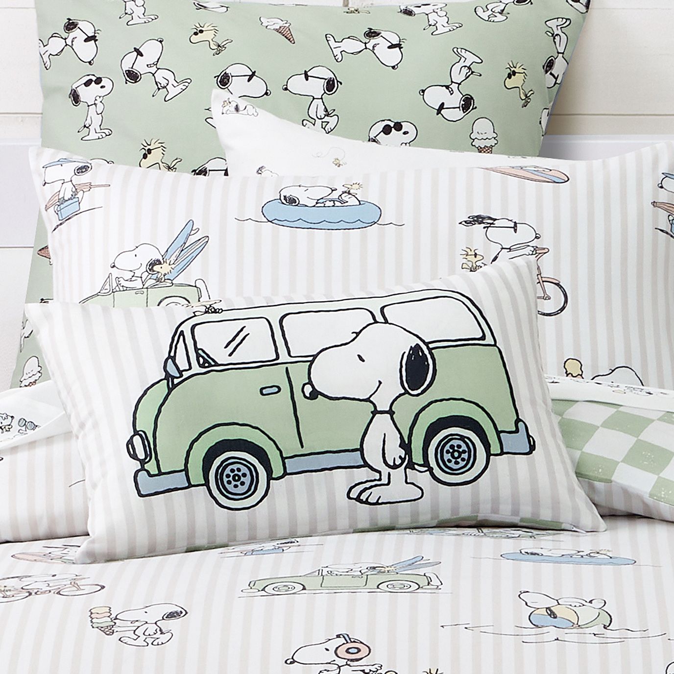 Snoopy Beach Vibes Cushion 30x50cm